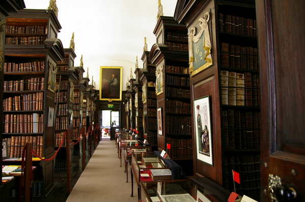 Marsh's Library in Dublin 8 | LibraryThing Local