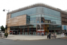 Enfield Town Library in Enfield, Middlesex | LibraryThing Local